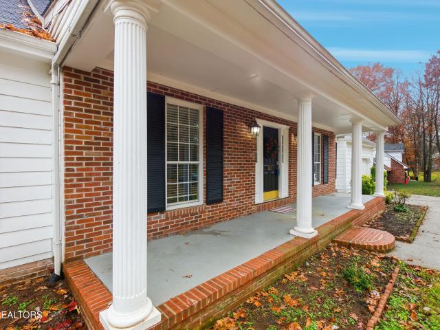 521 Hickory Woods Rd