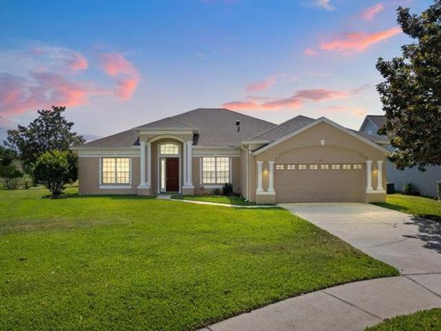 521 Johns Landing Way, Oakland, FL 34787