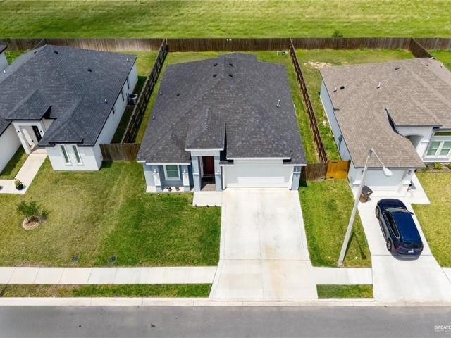 521 Oak Ridge Street