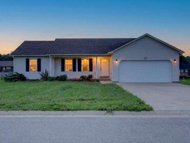 521 Labrador Dr, Bowling Green, KY 42101