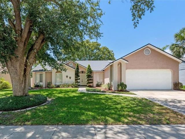 521 Lakeshore Cir, Lake Mary, FL 32746