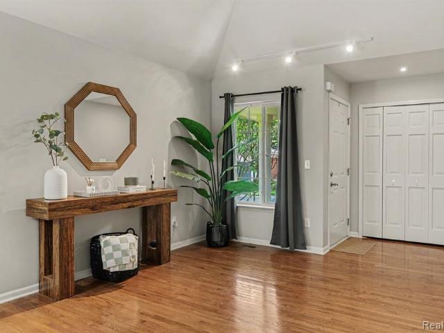 521 Macwilliams Lane # 11