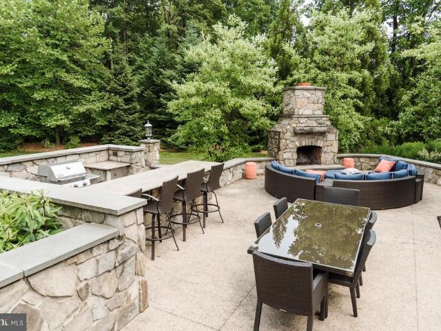521 Meetinghouse Road