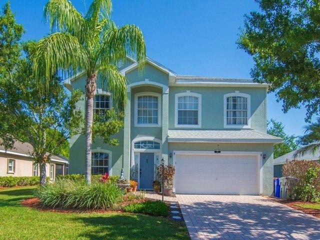 521 N Valencia Cir SW, Vero Beach, FL 32968