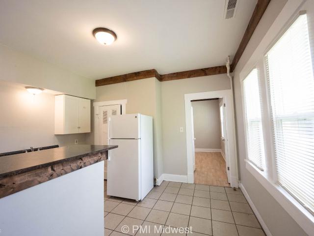 521 N Gladstone Avenue # B