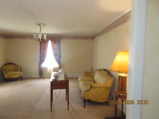 521 N Hays Ave