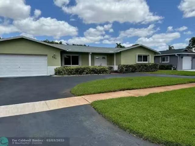 521 NW 98th Ave, Pembroke Pines, FL 33024 MLS F10500329