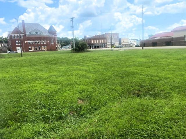 521 S 6th St, Joseph, MO 64501 | MLS #2500 | Compass