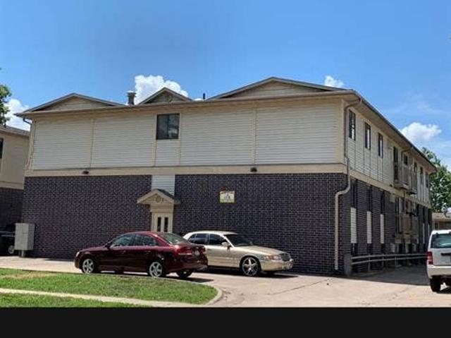 521 S Johnson Apartment for Fall