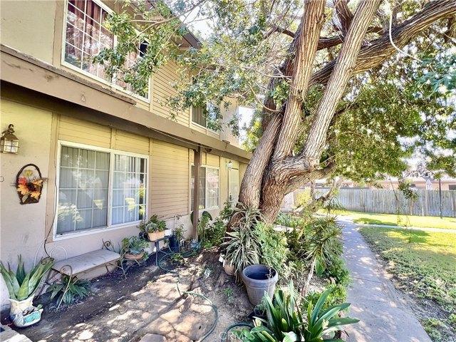 521 S Lyon St Unit 11, Santa Ana, CA 92701