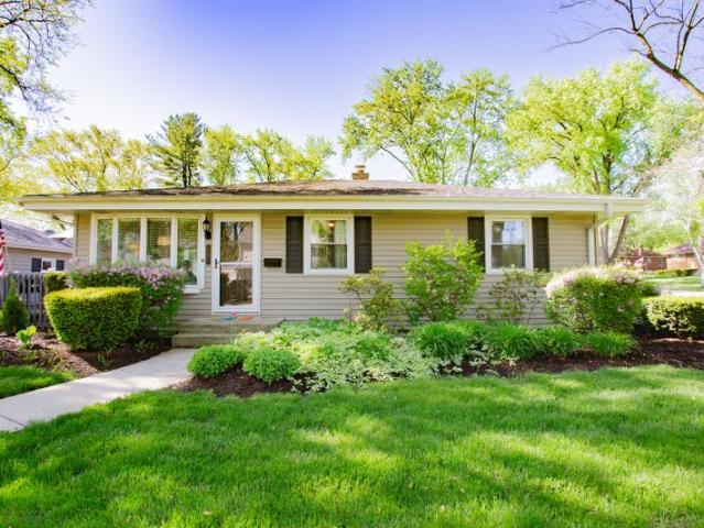 521 South Dorchester Avenue, Wheaton, IL 60187