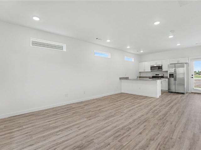 521 Solar Street