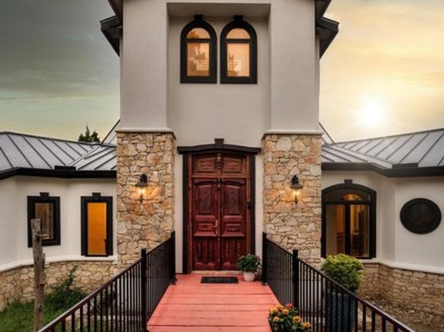 521 Rancho Grande Dr, Wimberley, TX 78676