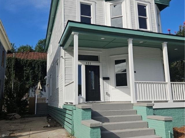 521 W 38th Street
