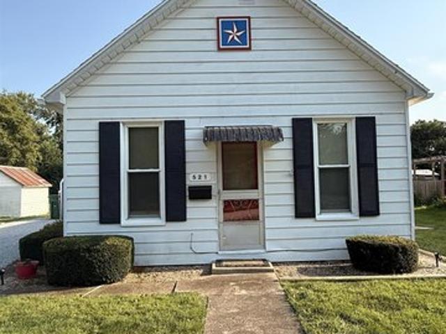521 W Chase St, Macomb, IL 61455