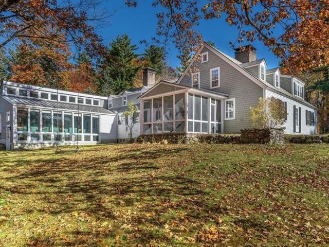 521 Washington Hill Rd, Tamworth, NH 03817