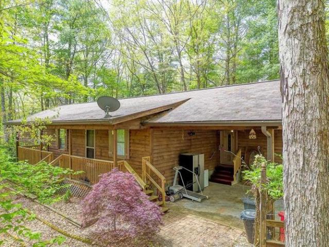 521 Wimpy Rd, Ellijay, GA 30540