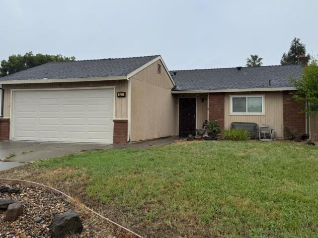521 Thomas Cir, Suisun City, CA 94585 | MLS #326034 | Compass