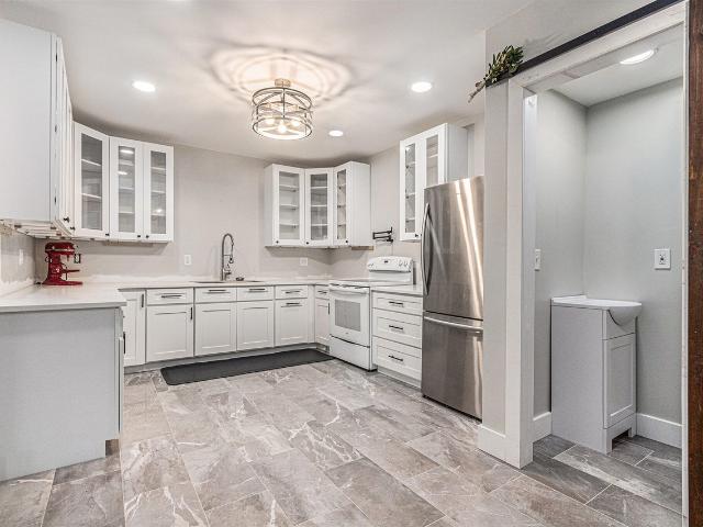 52246 Leach Road