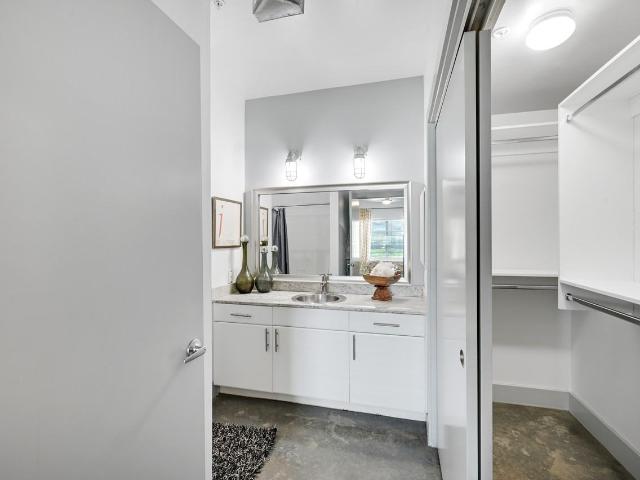 5225 Maple Avenue 1 Bedroom Apartment for Rent at 5225 Maple Ave, Dallas, TX 75235