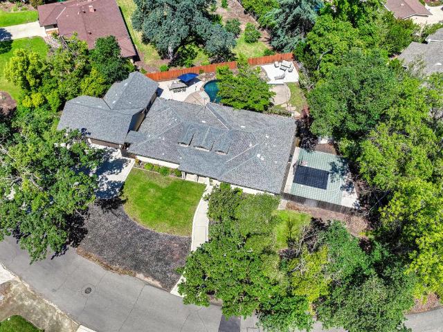 5225 Marione Dr, Carmichael, CA 95608 | MLS #226046 | Compass