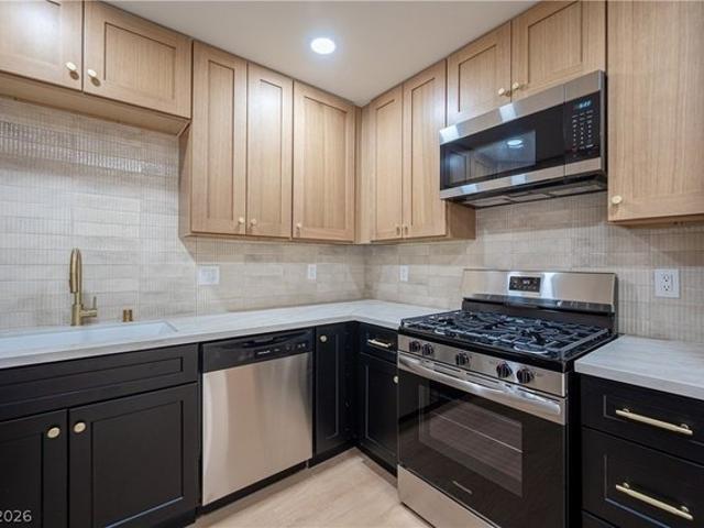 5225 Carmen Blvd, Las Vegas, NV 89108