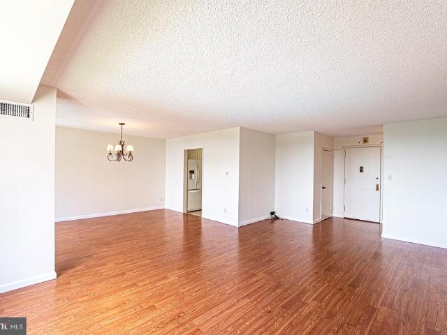 5225 Pooks Hill Road # 721S