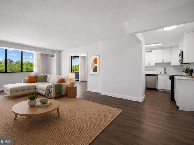 5225 Pooks Hill Road # 321S