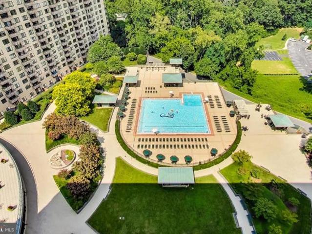5225 Pooks Hill Rd #701S, Bethesda, MD 20814