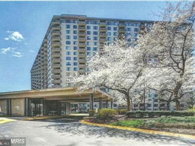 5225 Pooks Hill Rd #803N, Bethesda, MD 20814