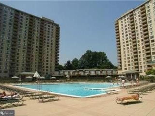 5225 Pooks Hill Rd Apt 803N, Bethesda, MD 20814