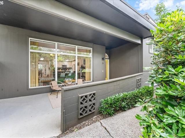 5225 SW Oleson Rd, Portland, OR 97225