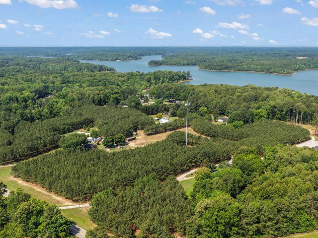 5225 Satterwhite Point Road