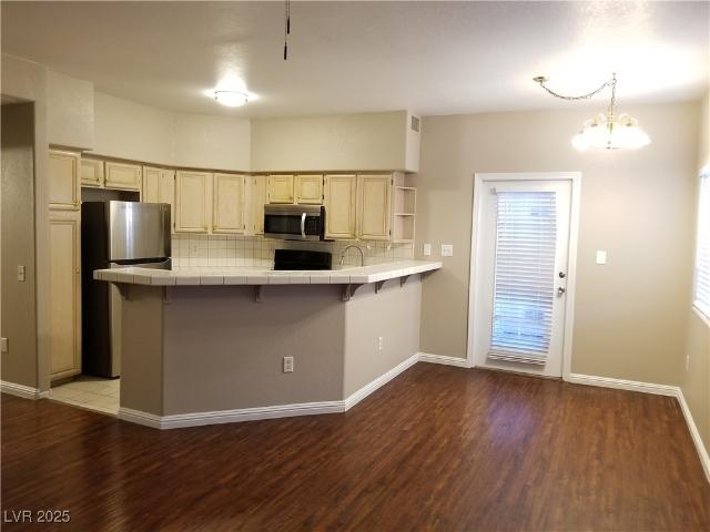 5225 W Reno Ave, Unit 104, Las Vegas, NV 89118 | Compass