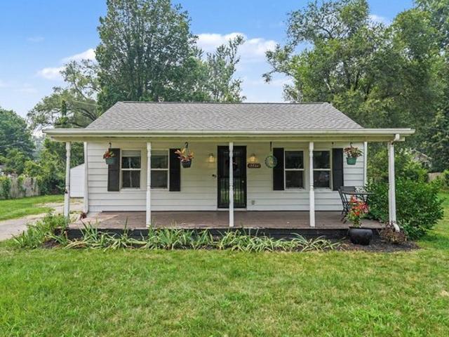 52275 Forestbrook Ave, South Bend, IN 46637