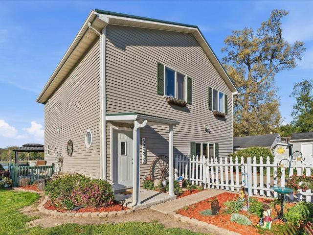 52275 Ideal Beach Road