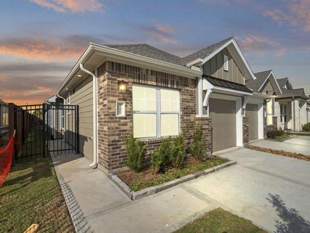 5227 Celestial Ct, Manvel, TX 77578