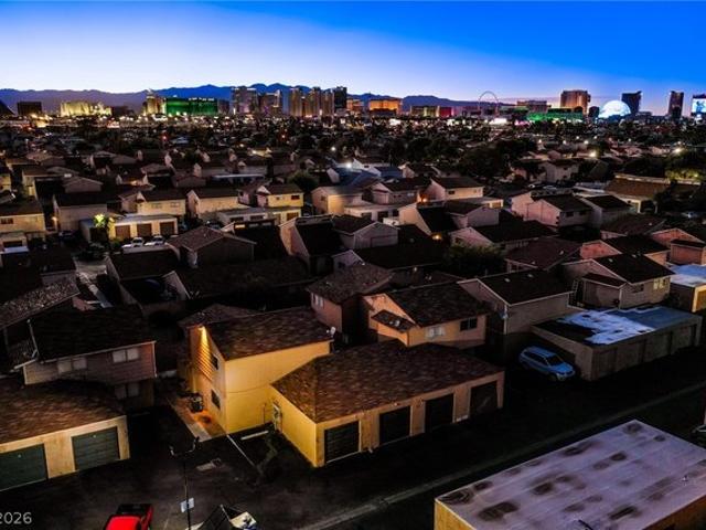 5227 Garden Ln, Las Vegas, NV 89119