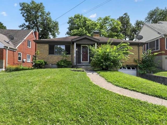 5227 Highview Dr, Cincinnati, OH 45238