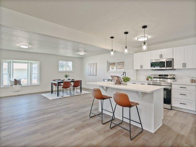 5229 S Kingswood Dr, Taylorsville, UT 84129