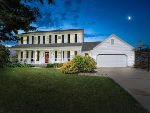 52200 Covered Wagon Trl, Granger, IN 46530