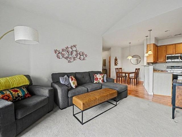 5220 Boardwalk Dr Unit I33, Fort Collins, CO 80525