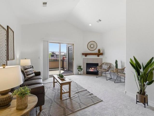 5220 Boardwalk Dr Unit I34, Fort Collins, CO 80525
