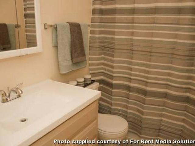 5220 Luzzane Lane 2 Bedroom Apartment for Rent at 5220 Luzzane Ln, Indianapolis, IN 46220 Chatard