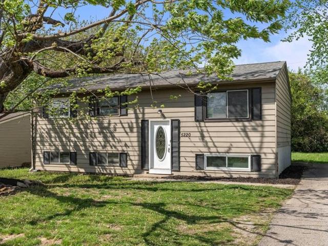 5220 Refugee Rd, Columbus, OH 43232