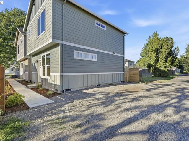 5220 SE Ramona St, Portland, OR 97206