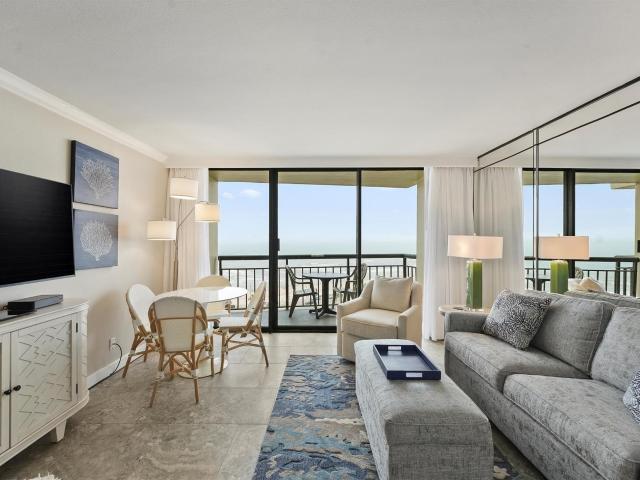 5220 Seawall Boulevard 1036A
