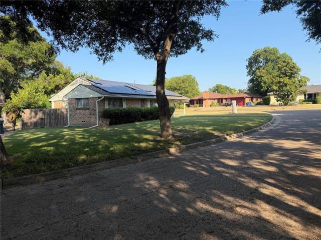 5220 Woodsboro Lane