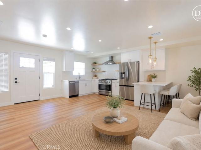 5221 E Willow A