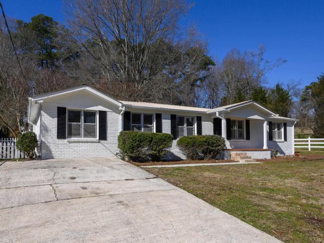 5221 Edgewood Road